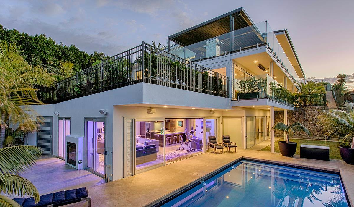 Pool Fencing Auckland | Glass Pool Fence Installation Pukekohe